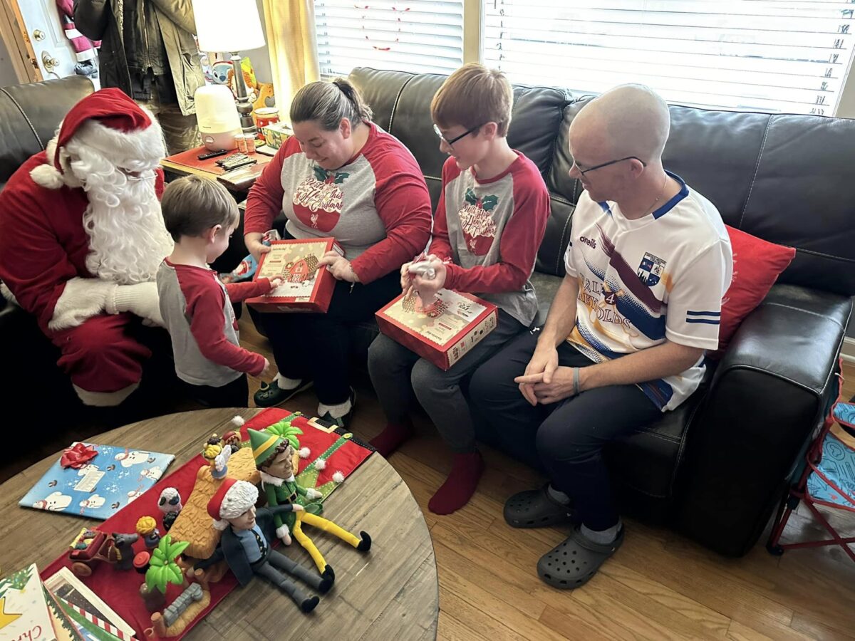 Photo Gallery - Christmas without Cancer