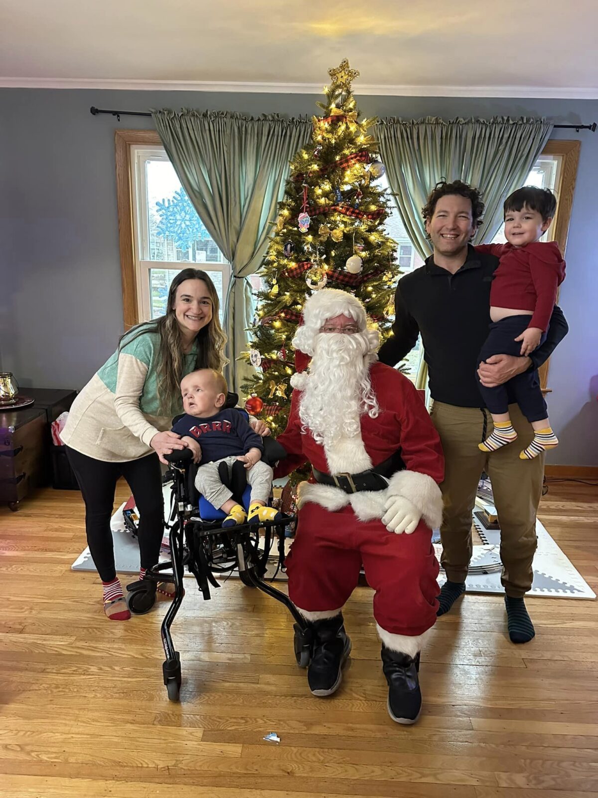 Photo Gallery - Christmas without Cancer